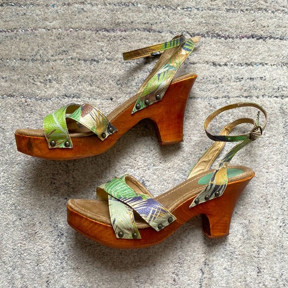 plëy | Shoes | Tropical Print Green And Blue Platform Heels | Poshmark
